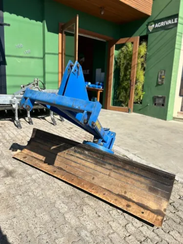 "plaina trator" no Brasil