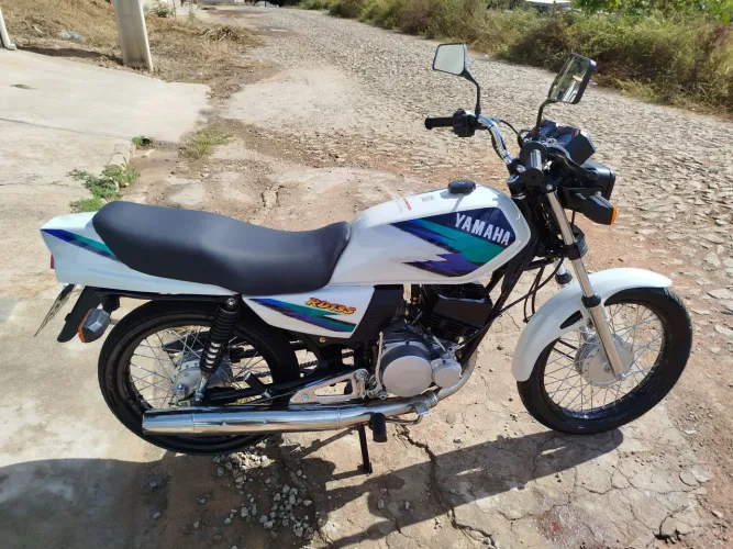 Motos Yamaha RD 135 no Brasil