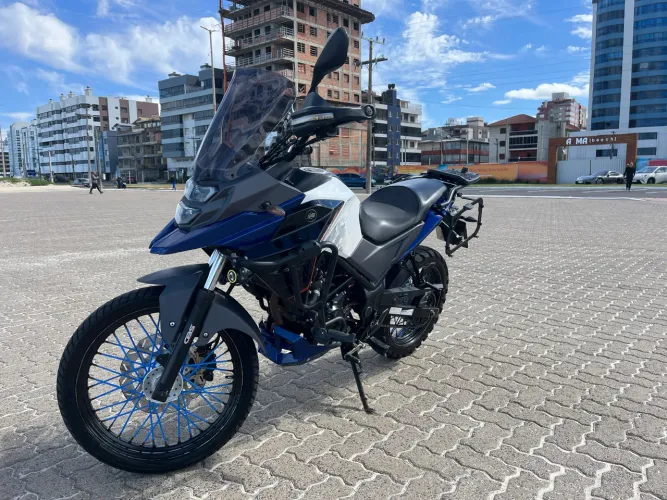 Motos Dafra NH 190 no Brasil