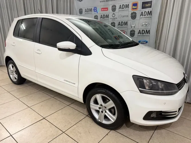 Volkswagen Fox MSI Comfortline 1.6 Flex 8V 4P Usados e Novos