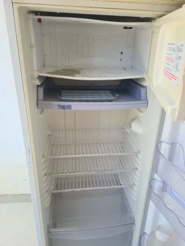 "geladeiras simples" - Geladeiras e Freezers no Brasil