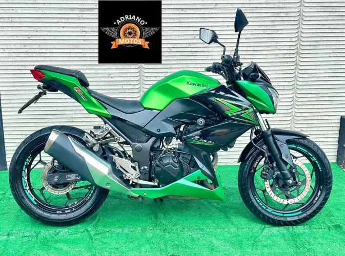 Motos Kawasaki Z 300 no Brasil