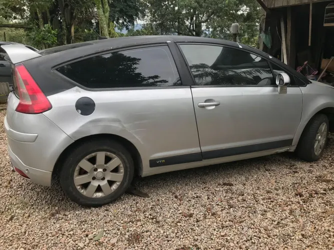 Citroen C4 VTR 2.0 16V 143cv Usados e Novos
