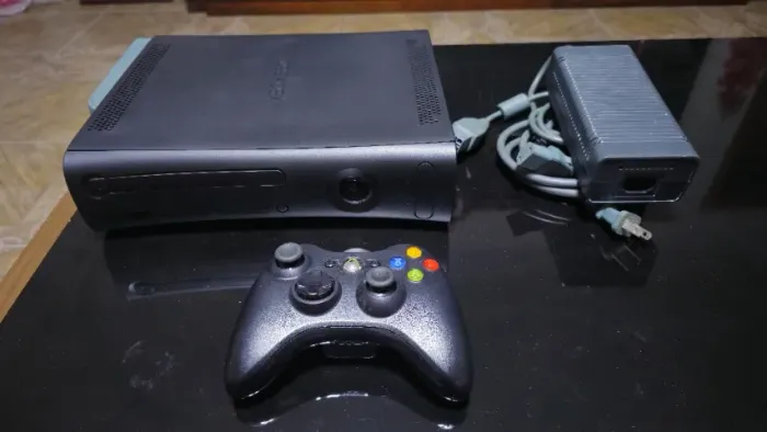 "xbox 360 fat" - Consoles de Vídeo Game no Brasil