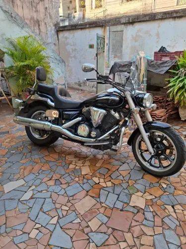 Motos Yamaha XVS 950 Midnight Star no Brasil