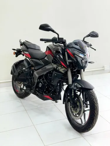 Motos Bajaj Dominar 200 no Brasil