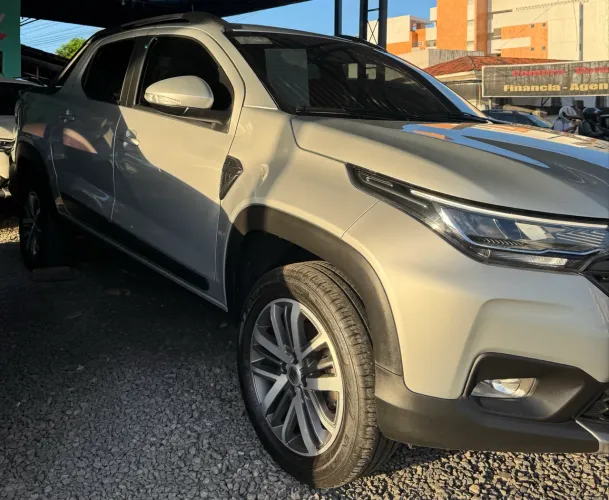 Fiat Strada Volcano 1.3 Flex 8V CD Usados e Novos