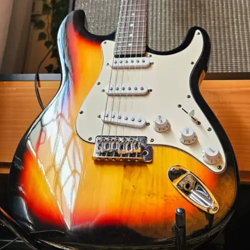 "stratocaster sunburst" no Brasil