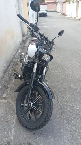 Motos Shineray IRON 250 EFI no Brasil
