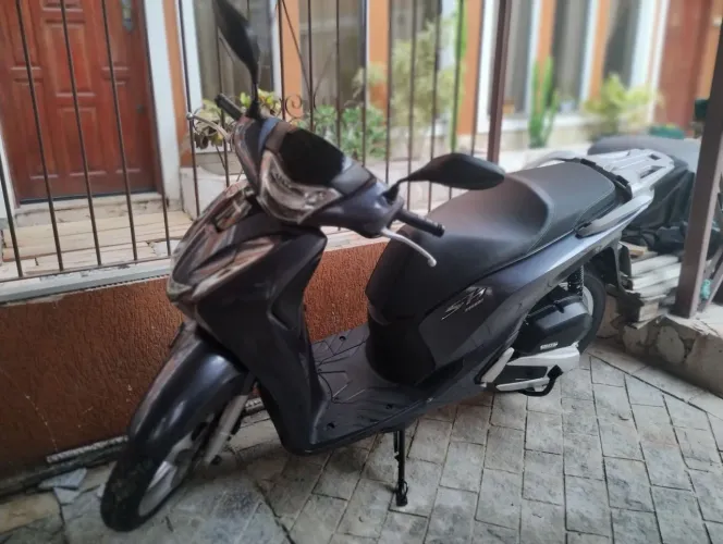 Motos Honda SH 150i/dlx no Brasil