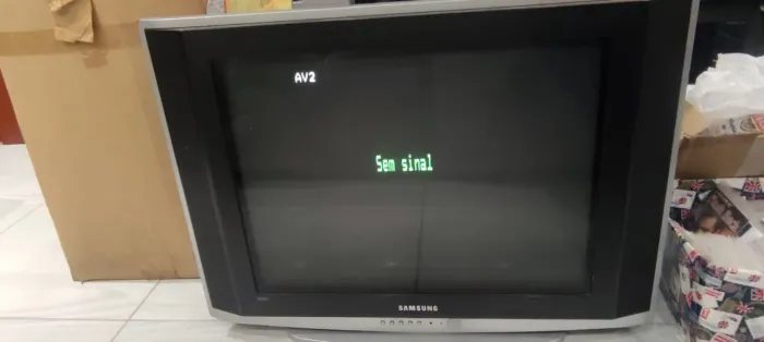 "tv de tubo" - TVs no Brasil