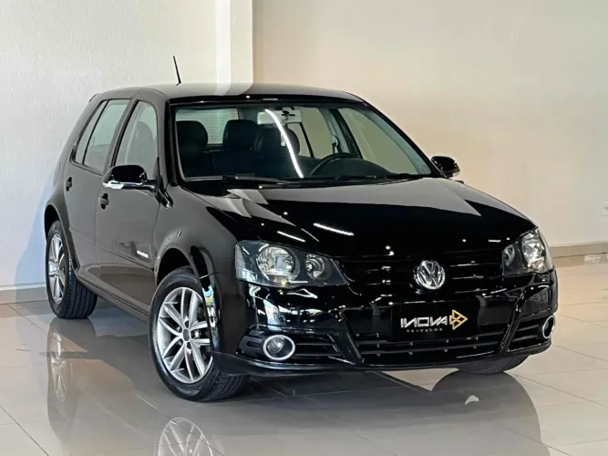 Volkswagen Golf Sportline 1.6 MI Total Flex 8V 4P Usados e Novos