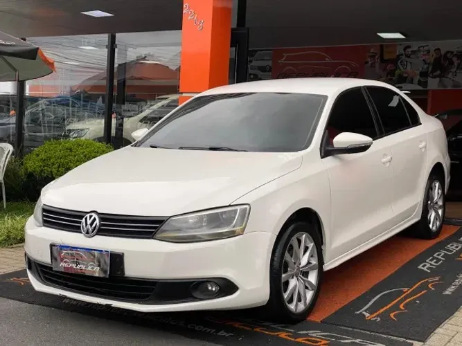 Volkswagen Jetta 2012 Usados e Novos