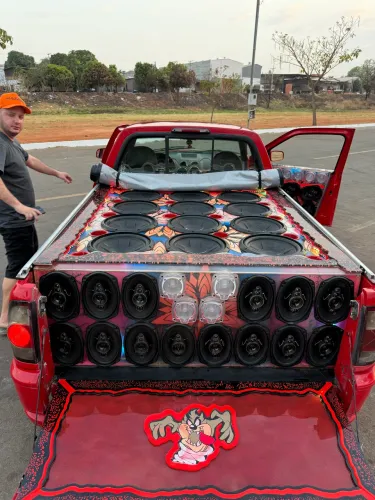 "saveiro com som automotivo" no Brasil