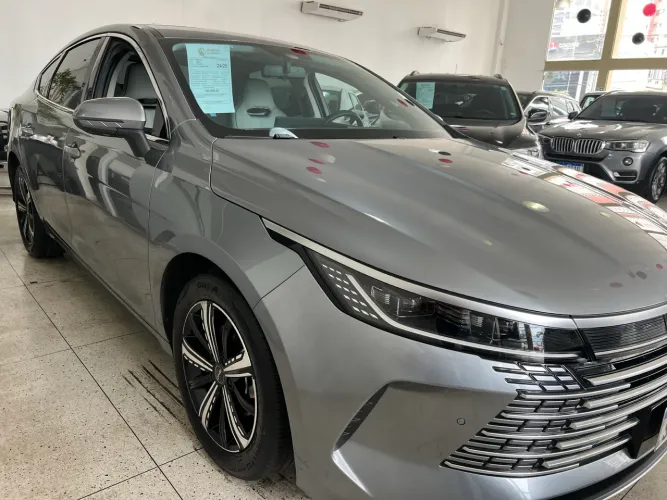 BYD King Usados e Novos