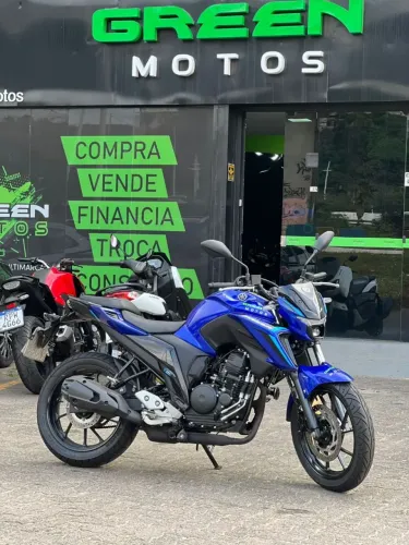 Motos Yamaha FZ25 2025 no Brasil