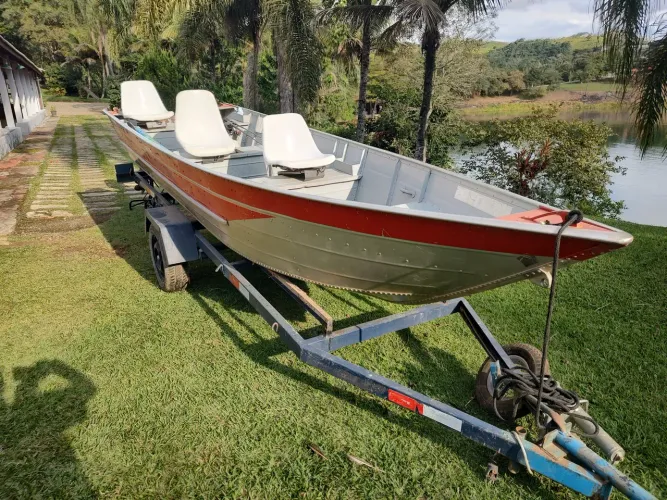 "timao de barco" - Barcos e aeronaves no Brasil