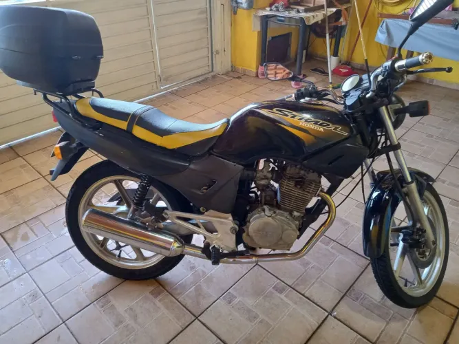 Motos Honda CBX 200 Strada no Brasil