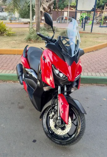 Motos Yamaha XMax 2024 no Brasil