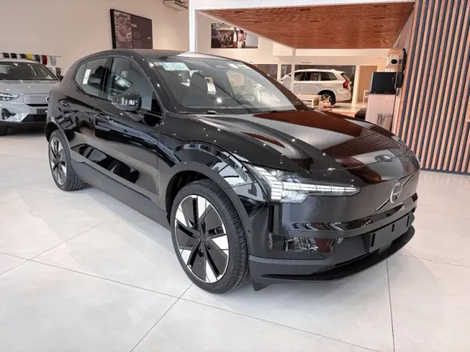 Volvo EX30 E60 Ultra (elétrico) Usados e Novos