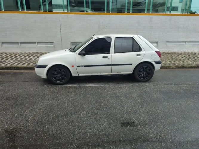 Ford Fiesta 2000 Usados e Novos