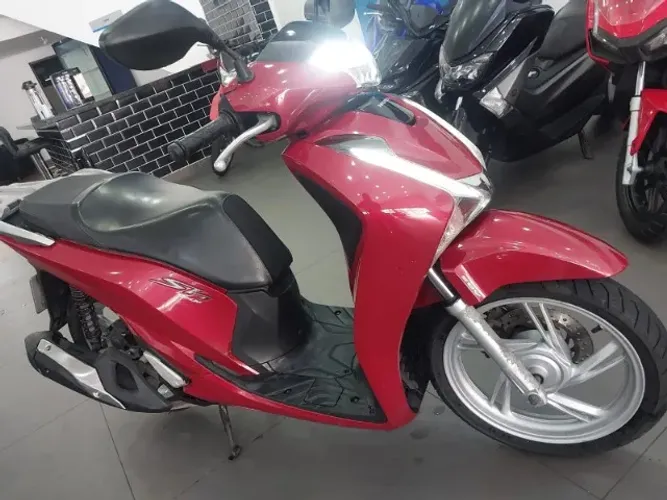 Motos Honda SH 150i/dlx no Brasil