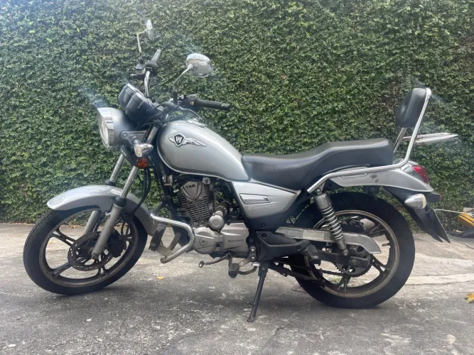 Motos Haojue Chopper Road 150 no Brasil