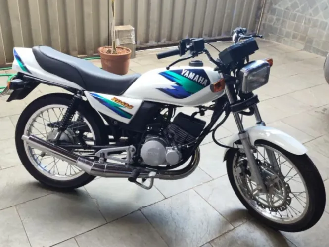 Motos Yamaha RD 135 no Brasil