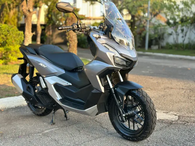Motos Honda ADV 160 no Brasil