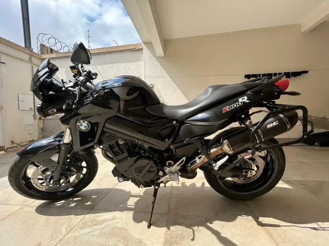 Motos BMW F 800 R no Brasil