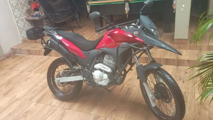 Motos Honda XRE 300/ 300 Abs/ Flex no Brasil