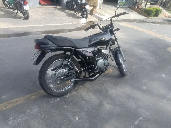 Motos Yamaha RD 135 no Brasil