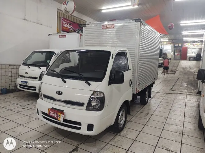 "carros com bau" no Brasil