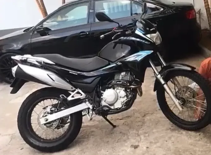 Motos Honda NX 400i Falcon no Brasil