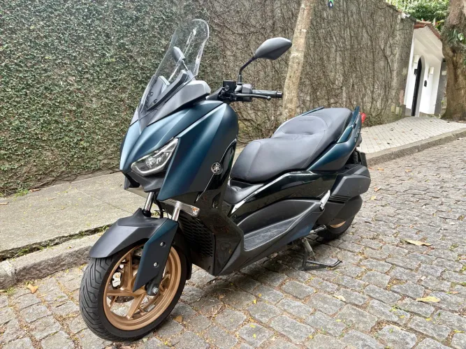 Motos Yamaha XMax 2024 no Brasil