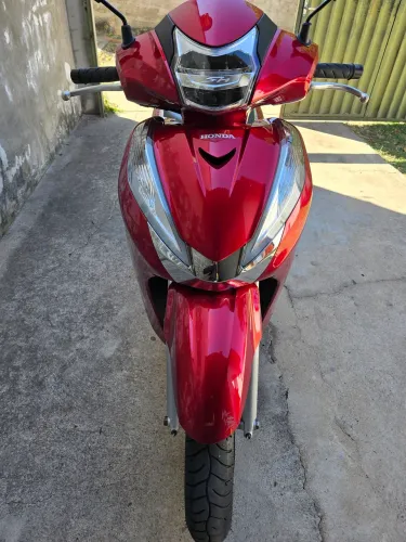 Motos Honda SH 300i no Brasil