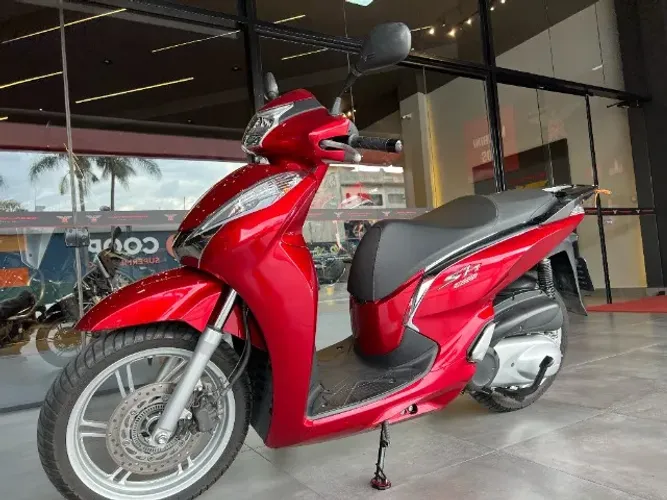Motos Honda SH 300i no Brasil