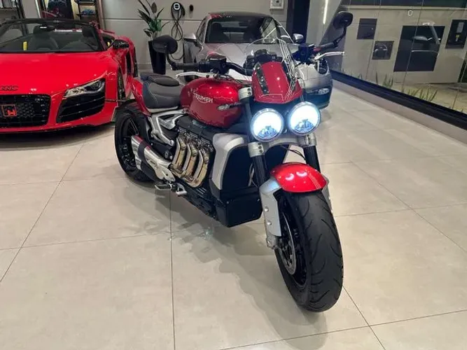 Motos Triumph Rocket III R 2500cc no Brasil