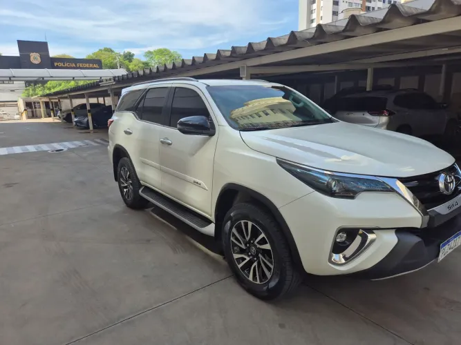 Toyota Hilux SW4 SRX 4X4 2.8 TDI 16V Dies. Aut. Usados e Novos