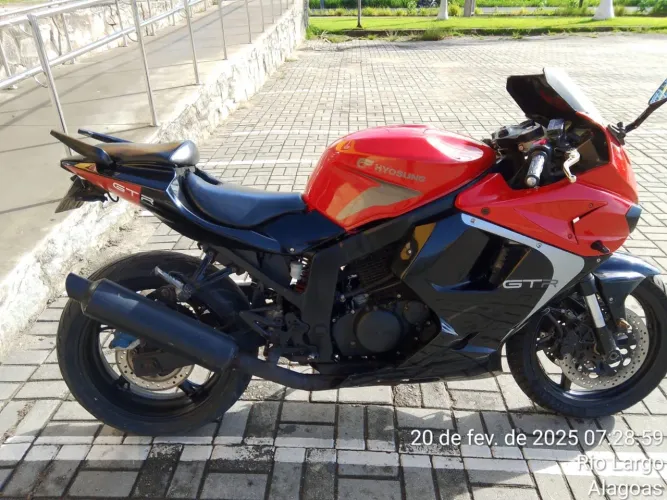 Motos Kasinski Comet no Brasil