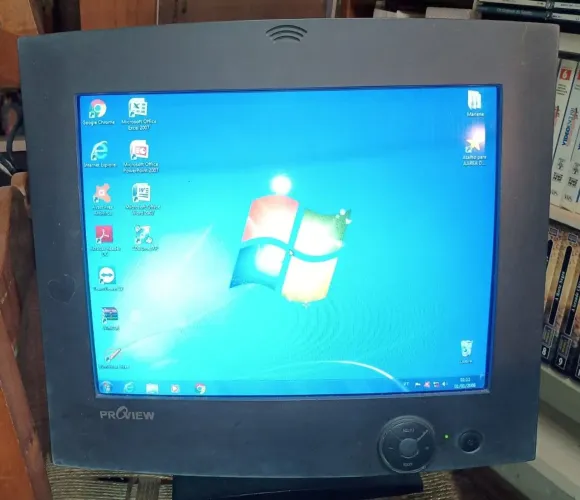 "monitor tubo 14" no Brasil