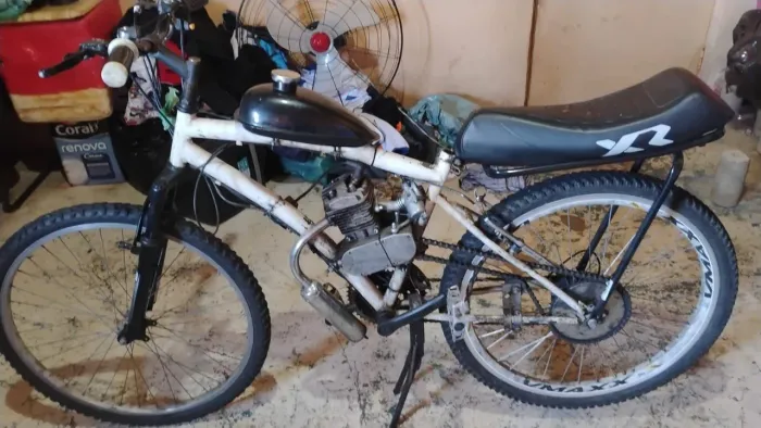 "moto motorizada" no Brasil