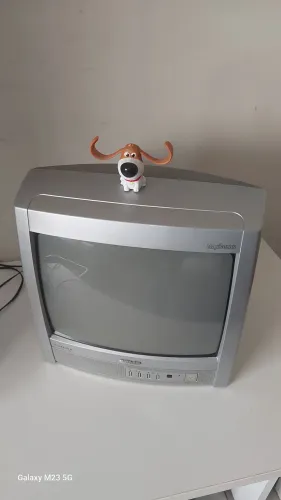 "tv de tubo" - TVs no Brasil