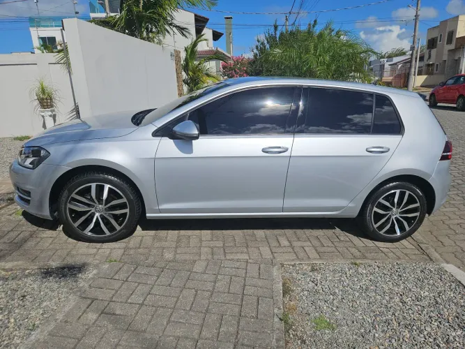 Volkswagen Golf Highline 1.4 TSI 140cv Mec. Usados e Novos