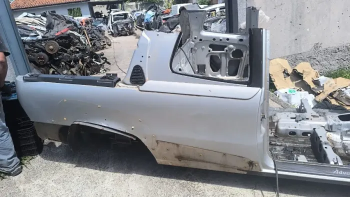 "lateral strada" - Peças para carros, vans e utilitários no Brasil