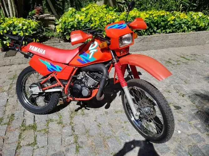 Motos Yamaha DT no Brasil