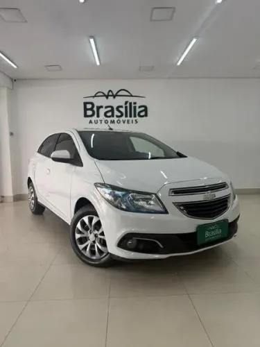 Chevrolet Onix Hatch LT 1.4 8V Flex Power Aut. 4P Usados e Novos ...