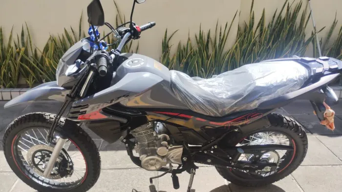 Motos Shineray SHI 175 no Brasil