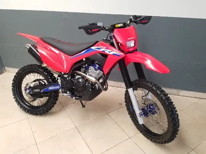 Motos Honda CRF 250 R no Brasil