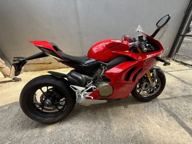 Motos Ducati Panigale V4 S no Brasil